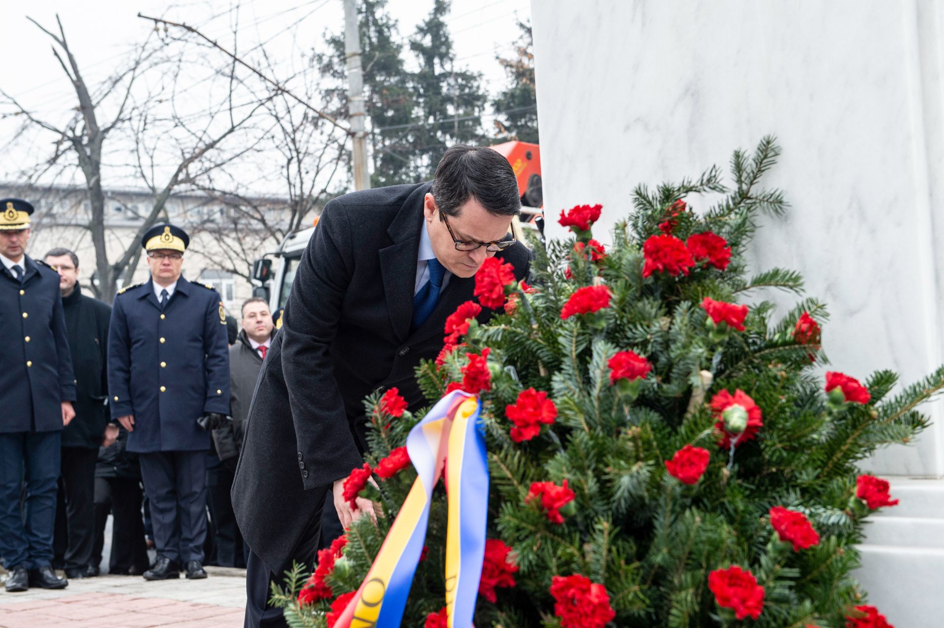 Eduard Hellvig - Strategies for the greater good